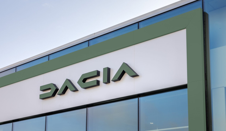 Dec 18: Interest rates cut; Used car buyers worry over budget; Dacia ...