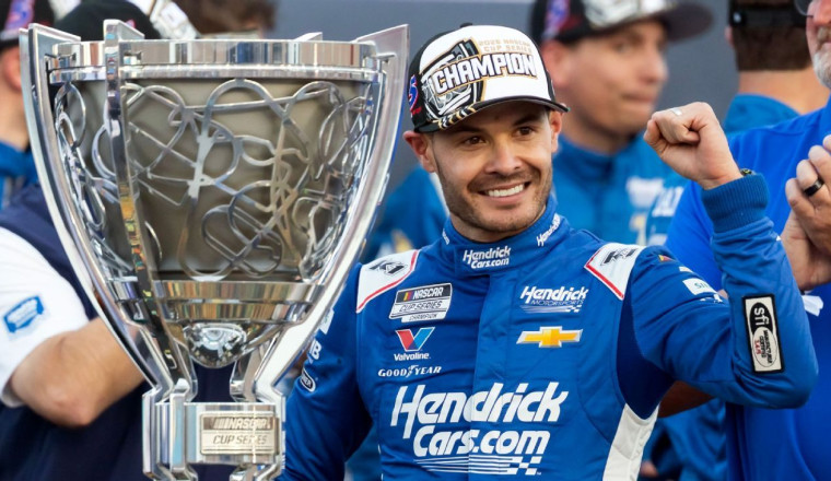 NASCAR goes 'Back to the Future' by restoring Chase title format ...